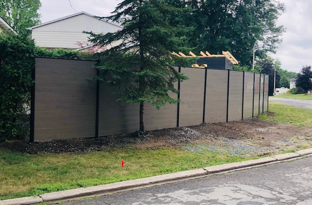 Moderna Fence - Amco Fencing And Decks Inc.